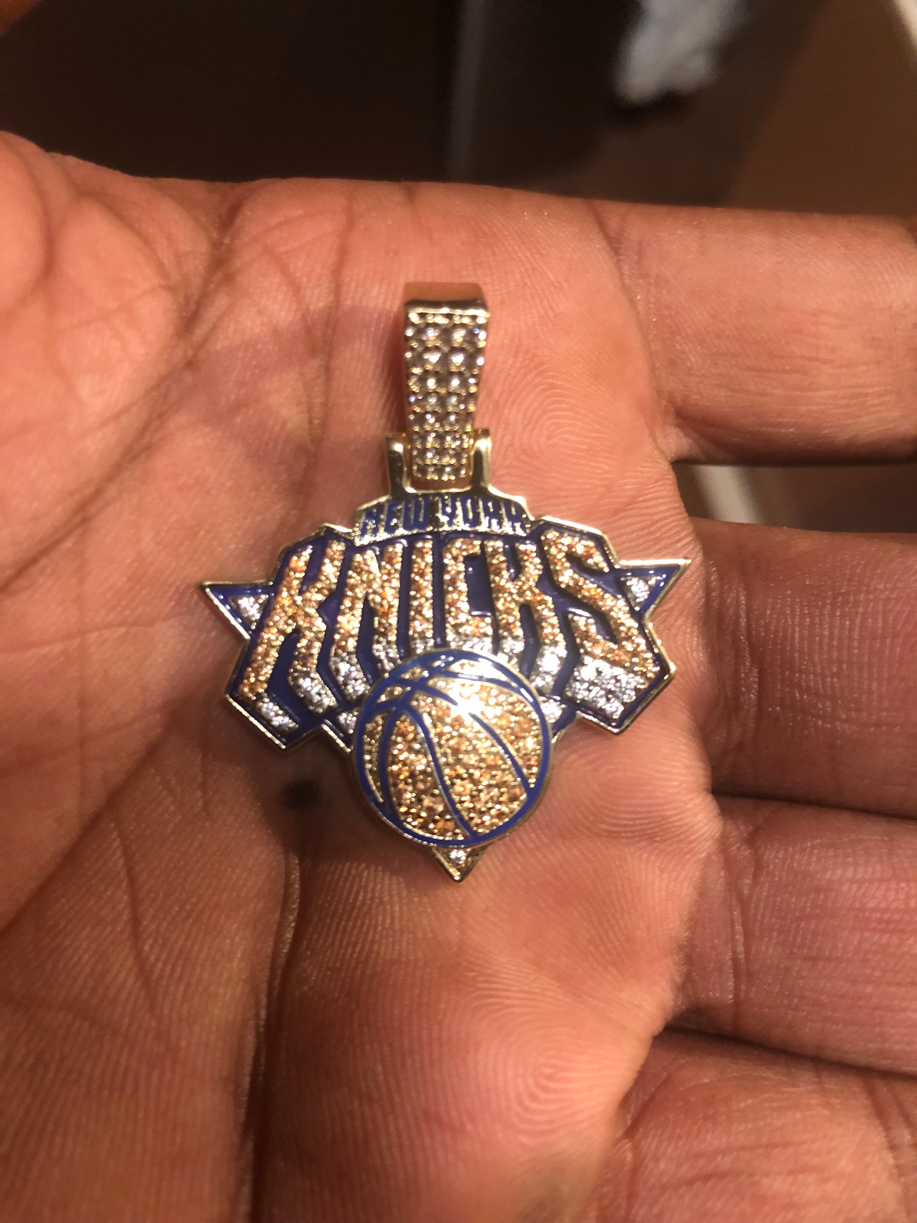 GLD NEW YORK KNICKS PENDANT - munimoro.gob.pe