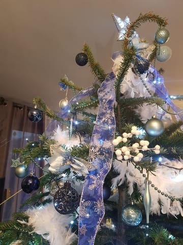 Girlande mit Perlen Alpine Eisblau - Baumschmuck & Kugeln - Eminza