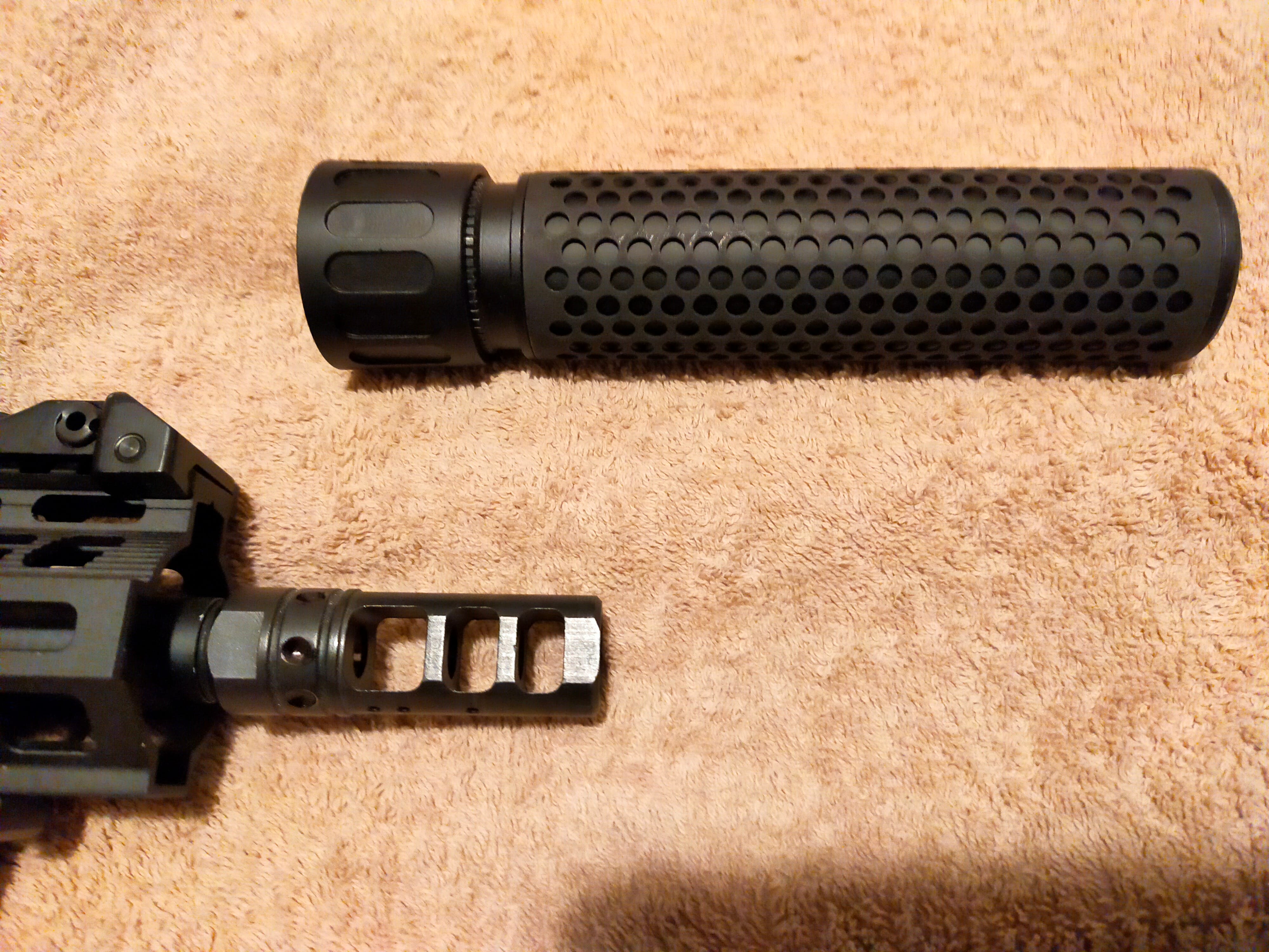 Silencieux MP135 type Knight's QD 14mm CCW Specna Arms