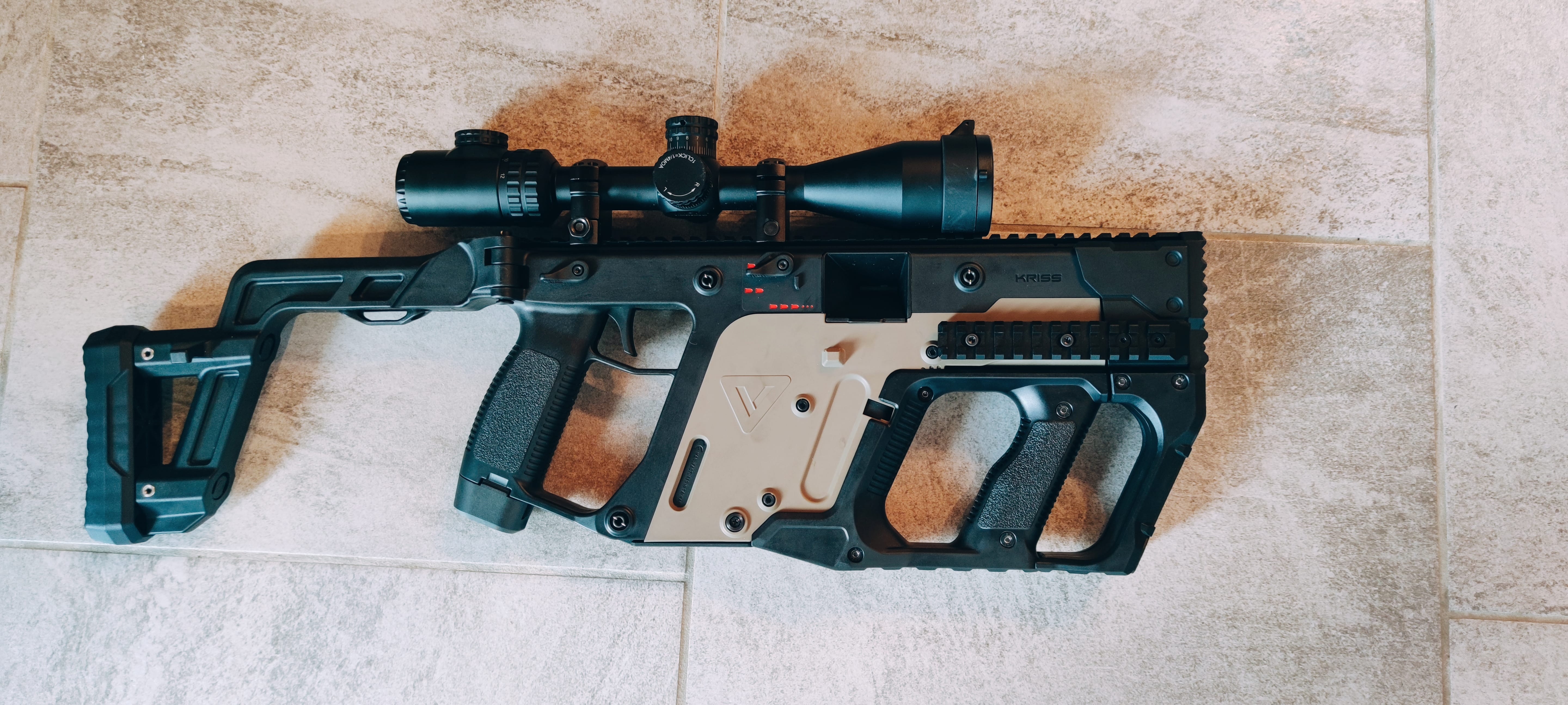 Strike Knuckle Guard et Advance Grip KRISS Vector Nitro.Vo