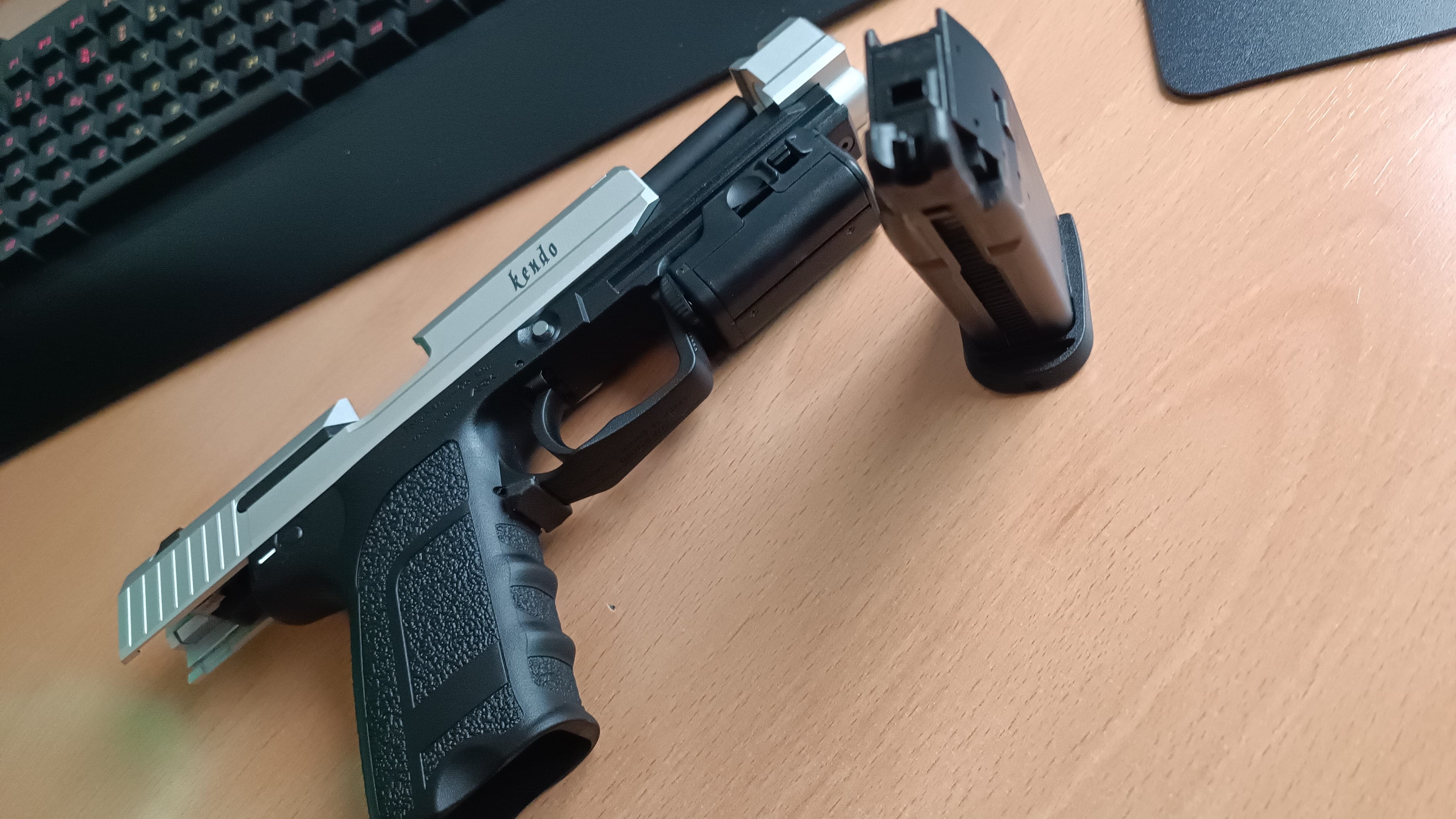 SG-09R Edition Limitée Resident Evil Capcom x Tokyo Marui Gaz