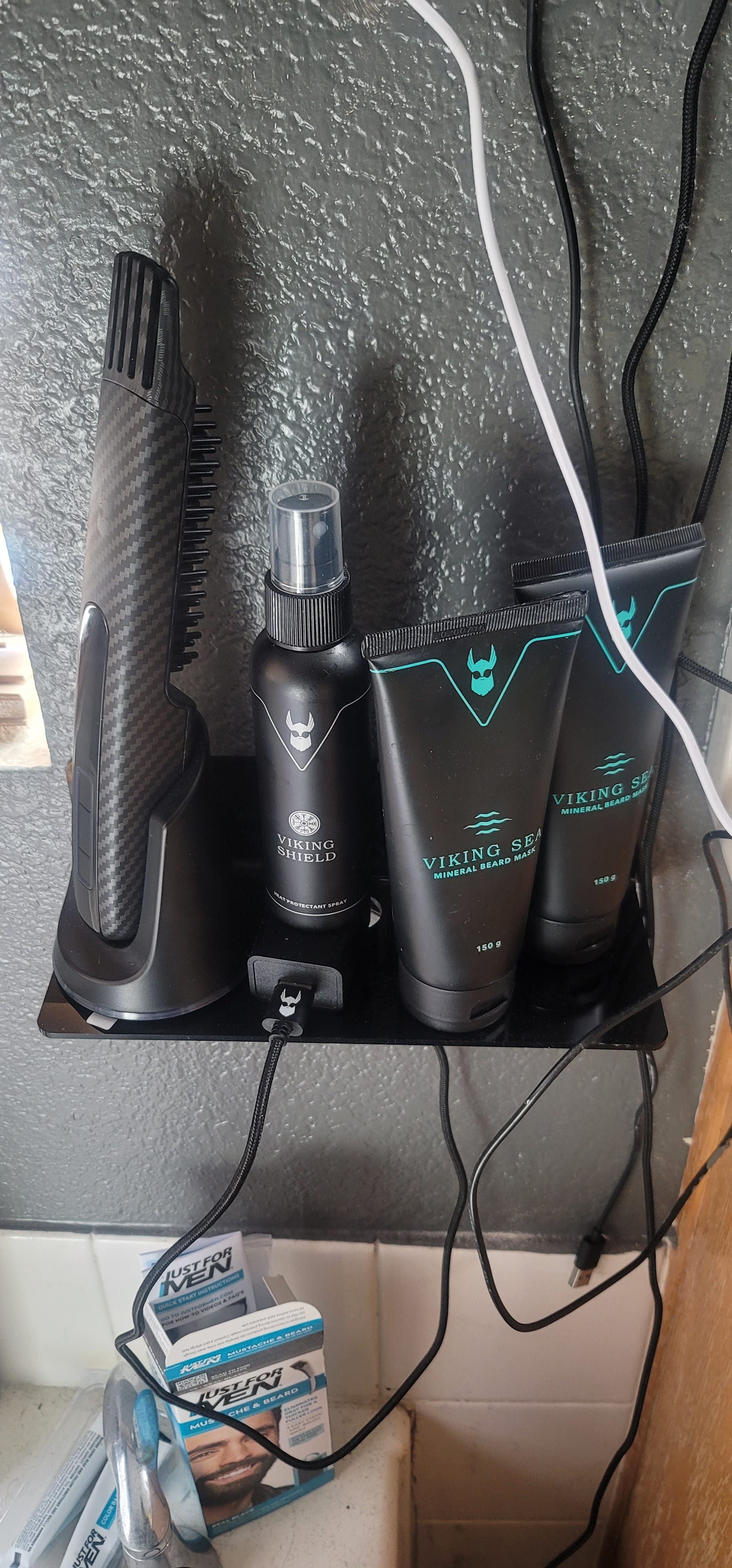 Carbon X Base | The Beard Struggle