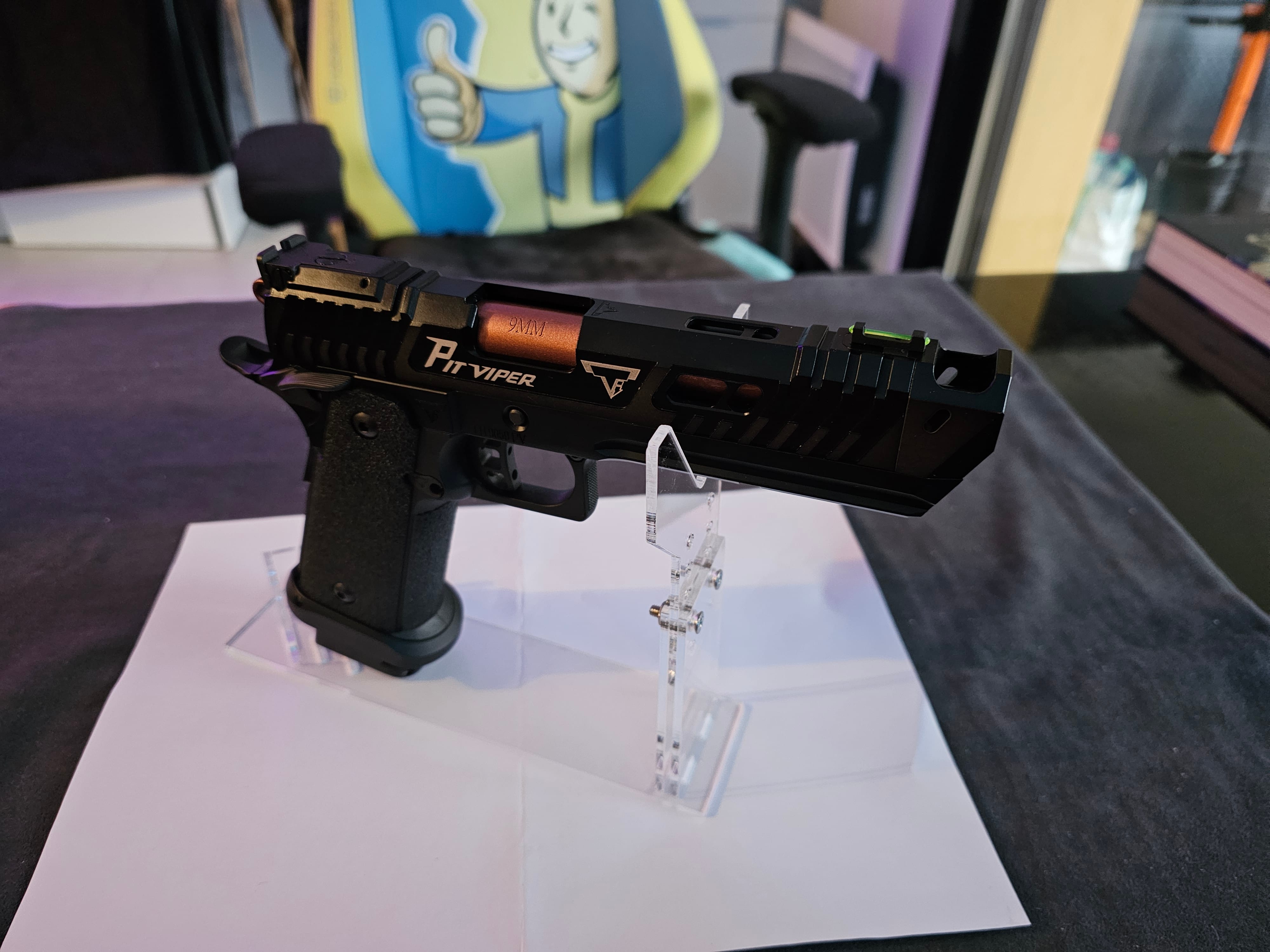R614-1 JW4 Pit Viper TTI Noir Army Armament Gaz