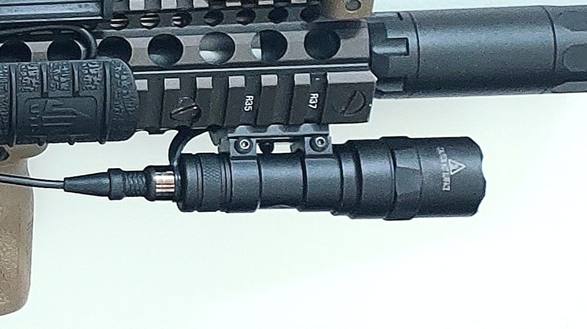 Support de lampe déporté Picatinny pour lampe M300 / M600 WADSN